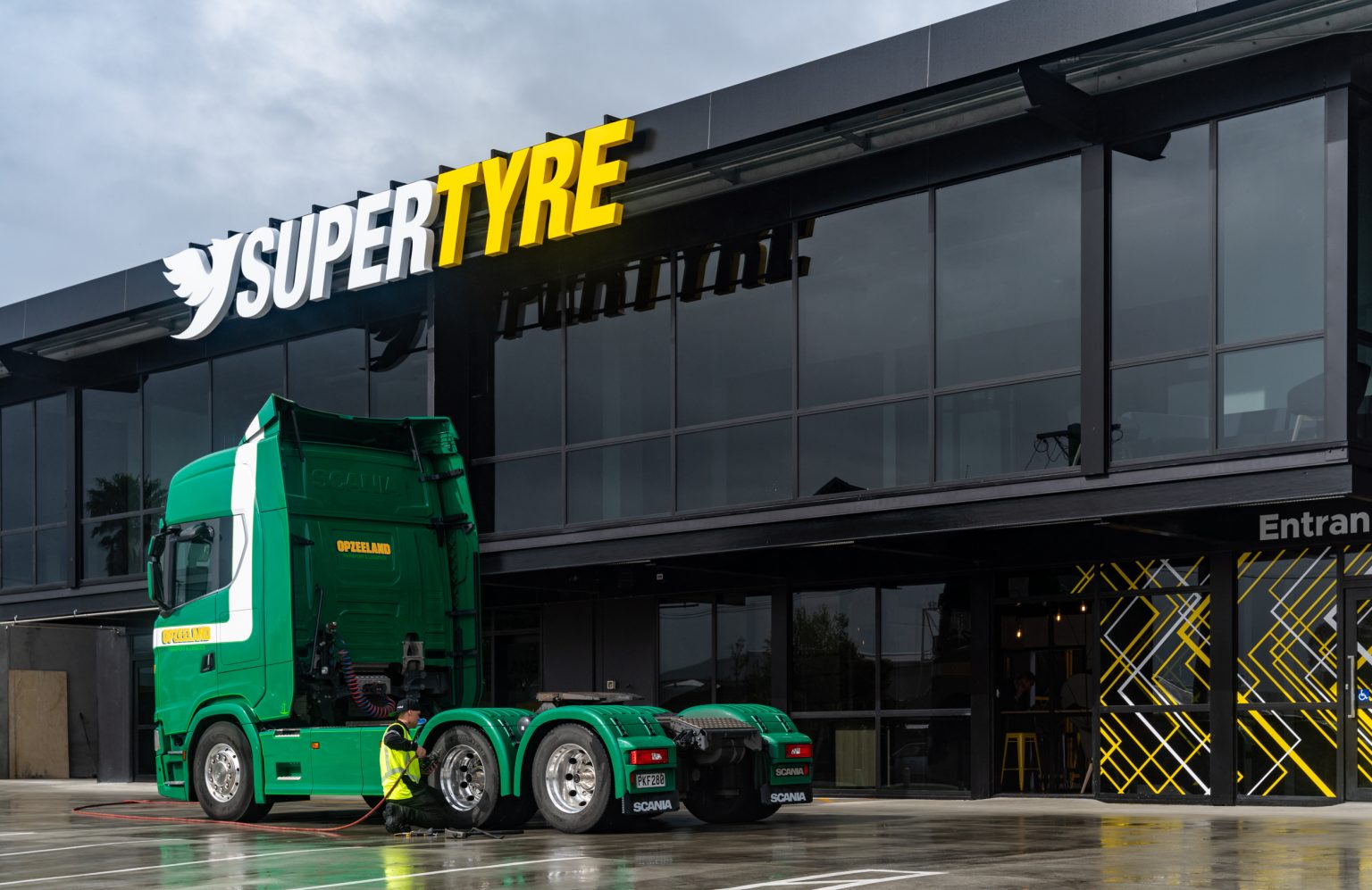 Contact | SuperTyre